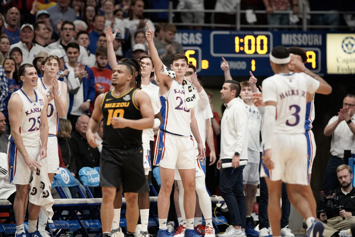 Photo Gallery: Kansas beats Mizzou in Border Showdown, 73-64 - KU Sports